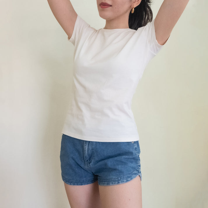 Kinda Cool Basic Tee – Candid Clothing